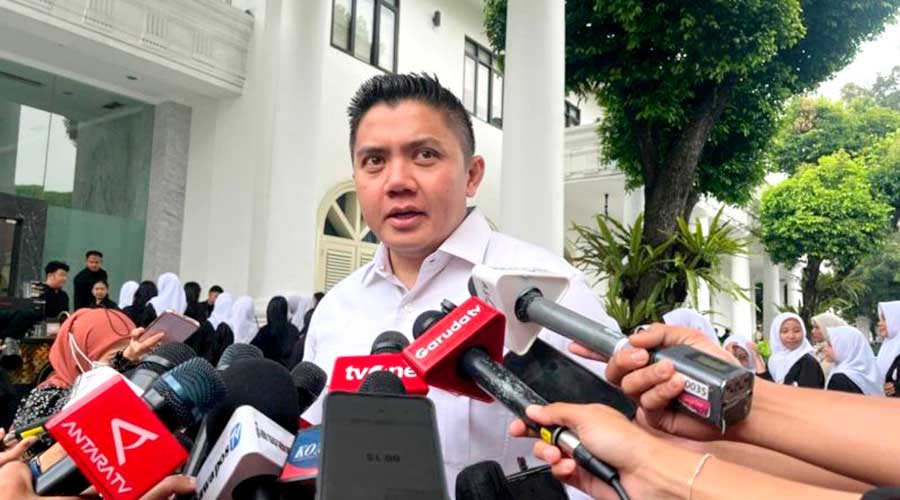 Poin-Poin Klarifikasi Seskab Teddy Soal Perjalanan Dinas Presiden ...